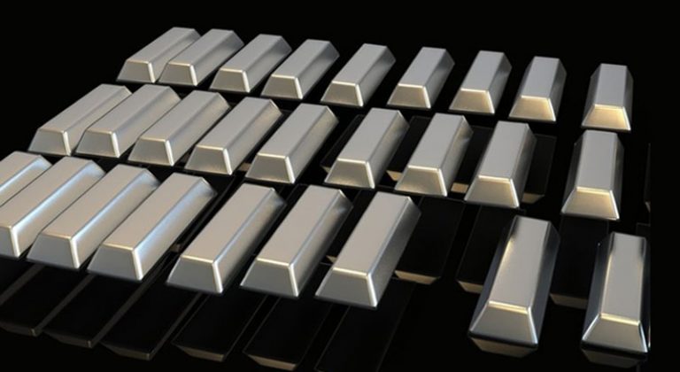 Trading E-Mini Silver Futures: Strategies, Contract Sizes, and Options ...